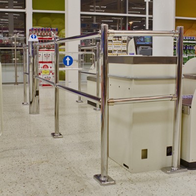 Modular Chrome Barrier Rails | Retail Equipment & Access Control ...