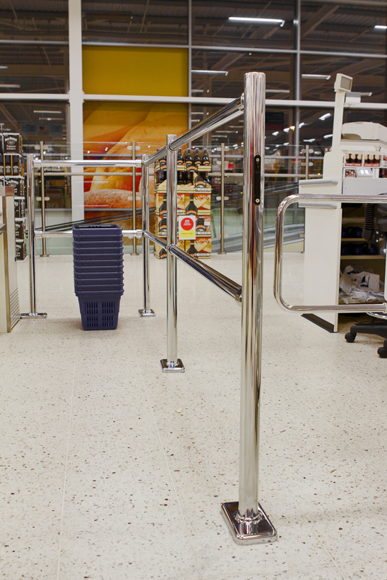 Modular Chrome Barrier Rails | Retail Equipment & Access Control ...